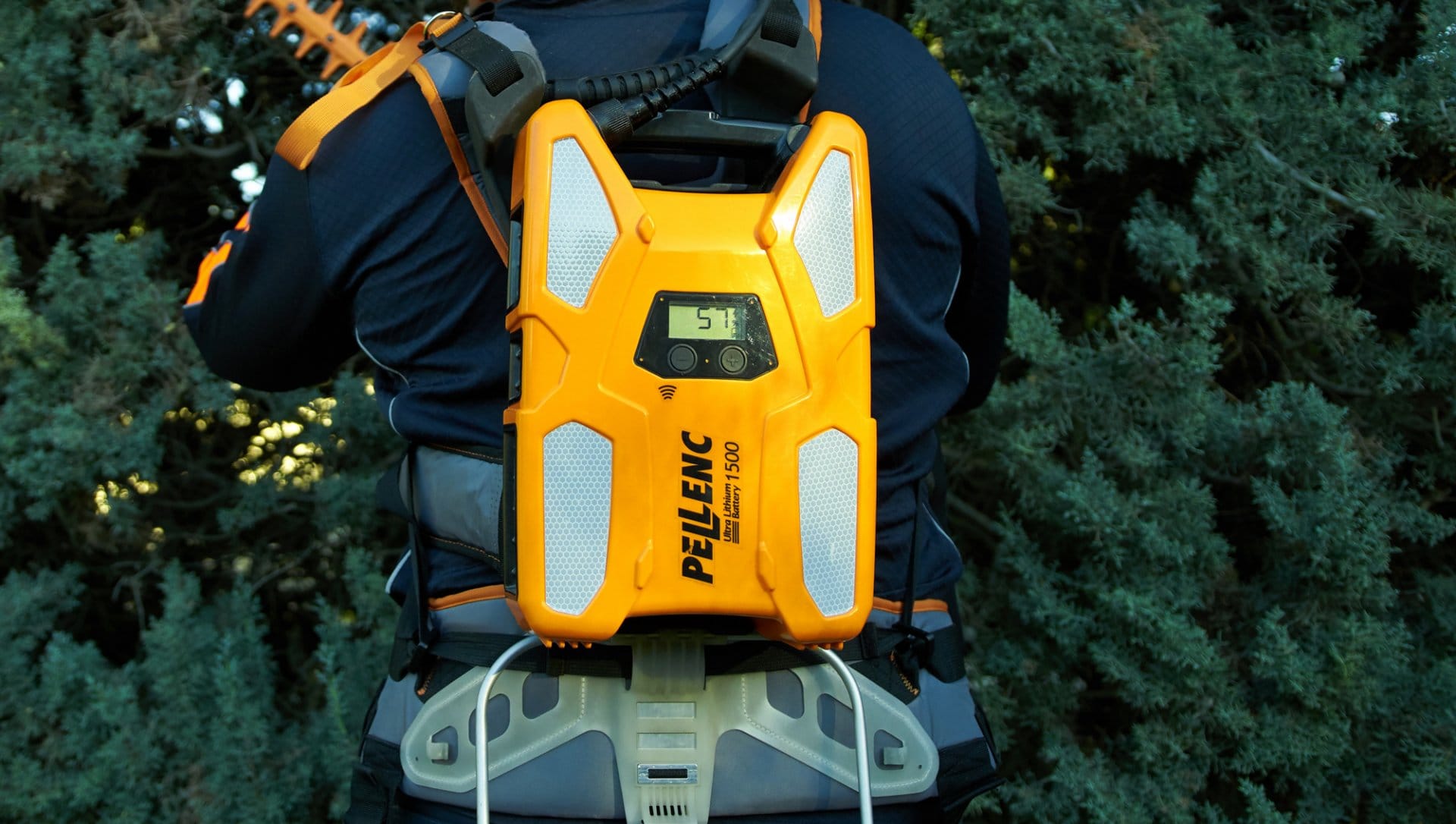 PELLENC BATTERY POWER TOOLS ERGONOMIC HARNESSES 750, COMFORT AND ALPHA ...